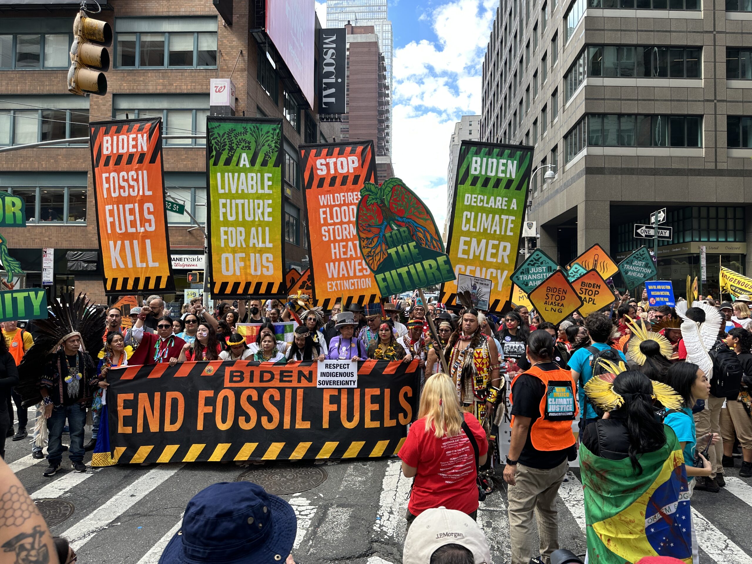 75,000+ March in New York to Demand that Biden End Fossil Fuels - Earthworks